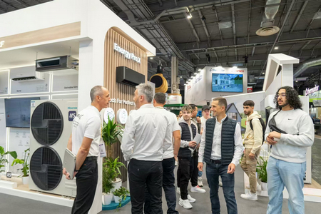 Hisense HVAC Debuted at the Interclima, Leading the Future with Green ...